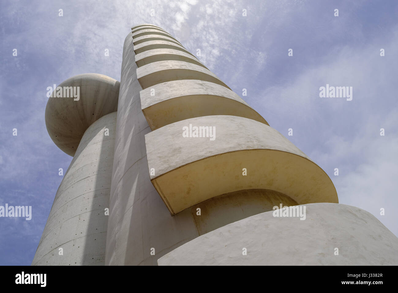 Koffler particle accelerator - Weizmann institute of science - april ...