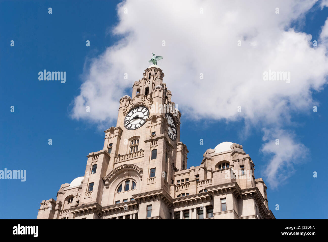 Liverbird statue hi-res stock photography and images - Alamy