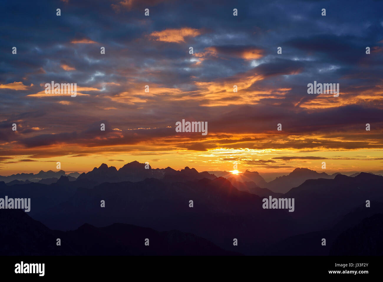 Sunrise over Dolomites with Marmolada, Antelao, Pelmo and Civetta ...