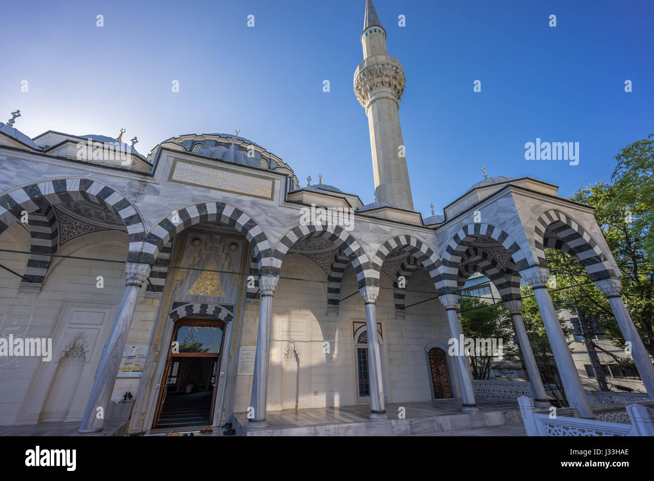 Street level view of Tokyo Camii Mosque. Ottoman style mosque and ...