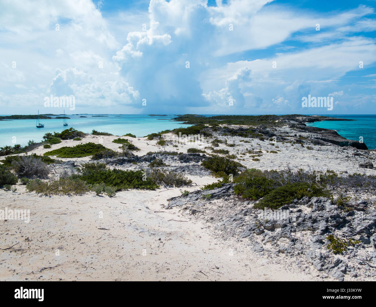 Paradisaical coral reef coast in Warderick Wells Cay, in the Exumas ...