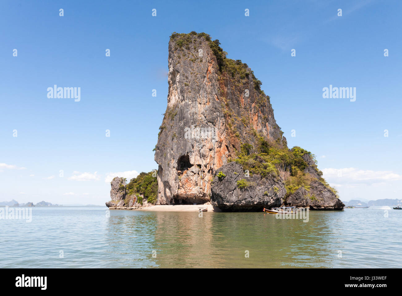 Limestone rock formations and islands in Phang Nga Bay, Phuket ...