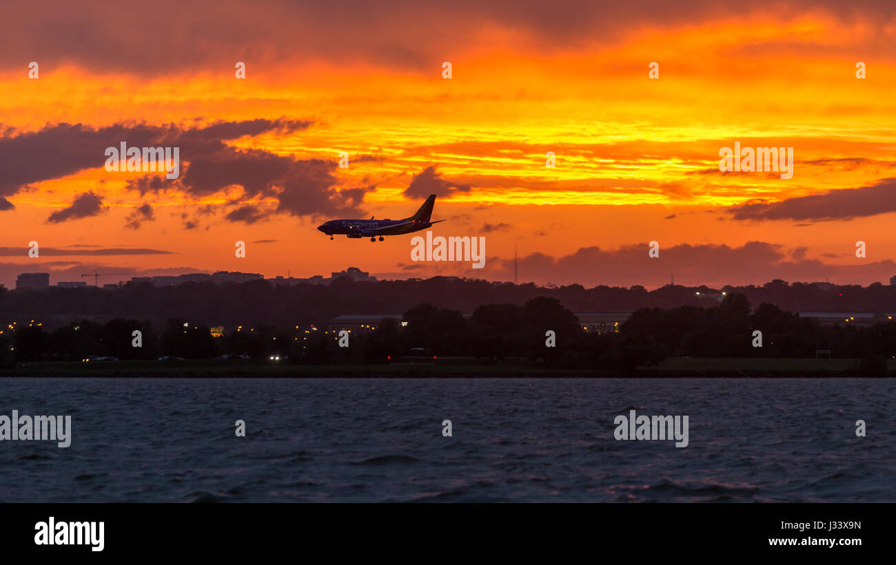 A Boeing 737 prepares to land at Reagan National Airport (DCA) as the ...