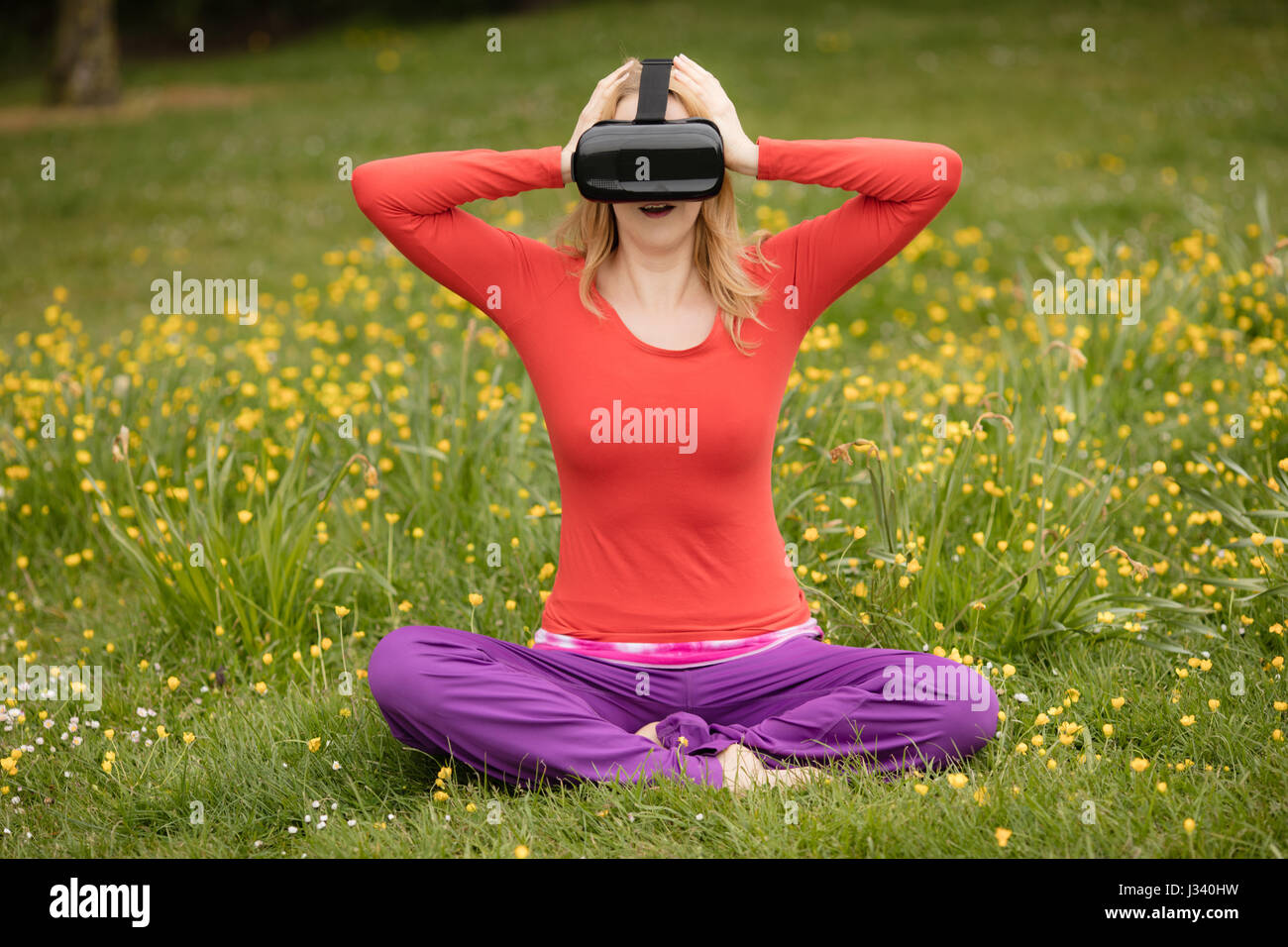 Reality pose hi-res stock photography and images - Alamy