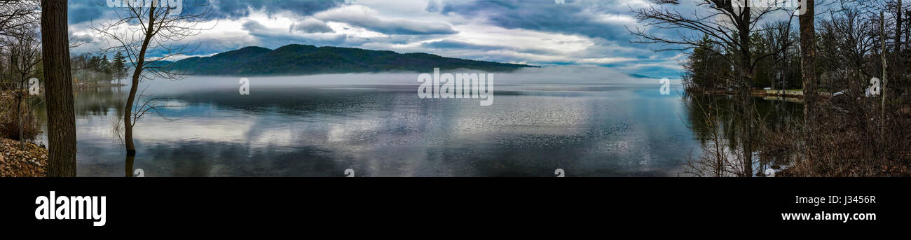 Panoramic view of a lake hi-res stock photography and images - Alamy