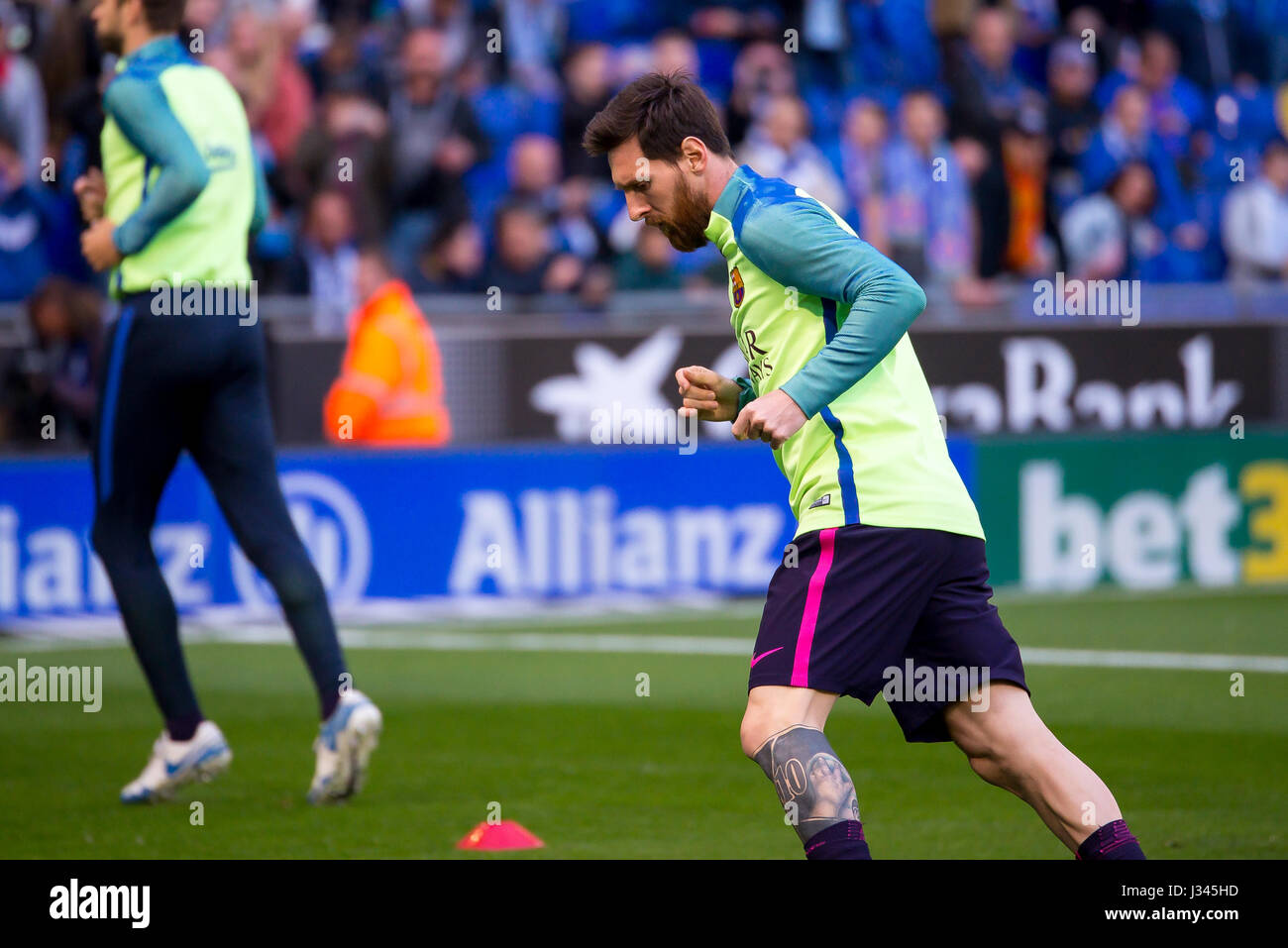Lionel messi barcelona 2017 hi-res stock photography and images - Alamy