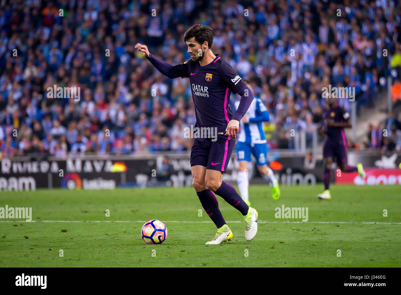 BARCELONA - APR 29: Andre Gomes plays at the La Liga match between RCD ...