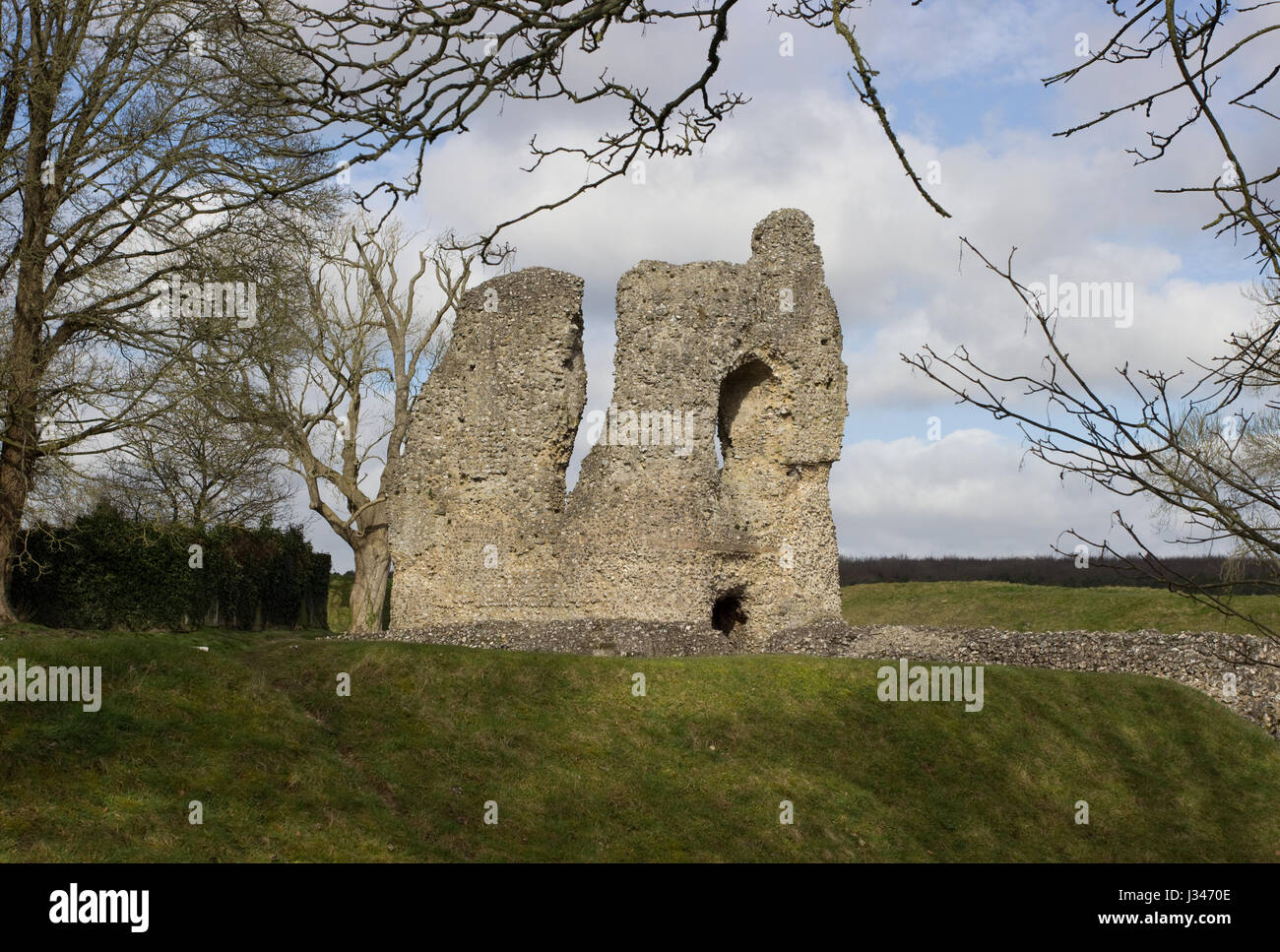 Ludgershall Castle 12th-century ruins Ludgershall Wiltshire Stock Photo ...