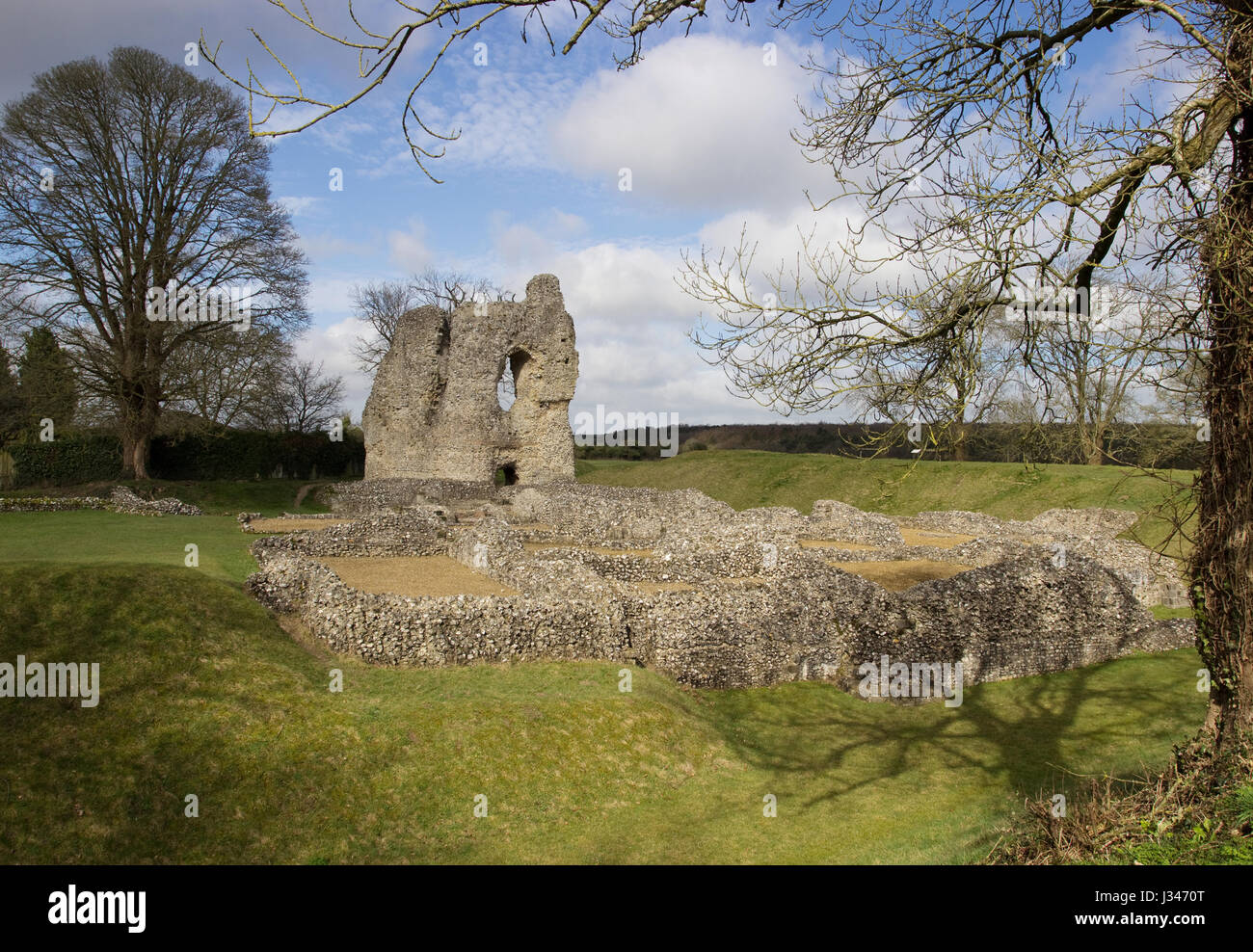 Ludgershall Castle 12th-century ruins Ludgershall Wiltshire Stock Photo ...