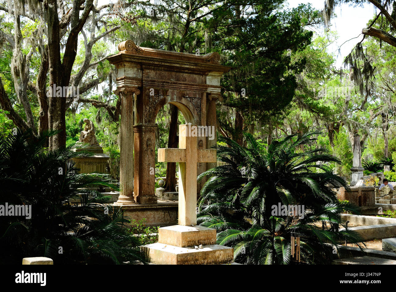 Historic Bonaventure Cemetery Savannah Georgia April 2017 Stock Photo ...