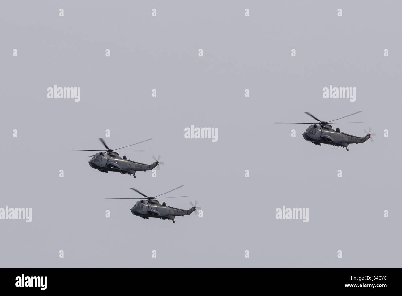 Three ship formation hi-res stock photography and images - Alamy