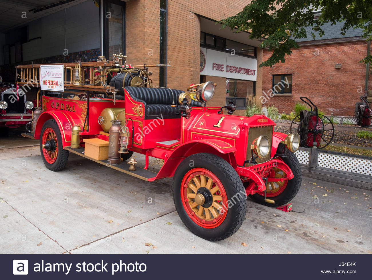Historic Fire Engine Stock Photos & Historic Fire Engine Stock Images ...