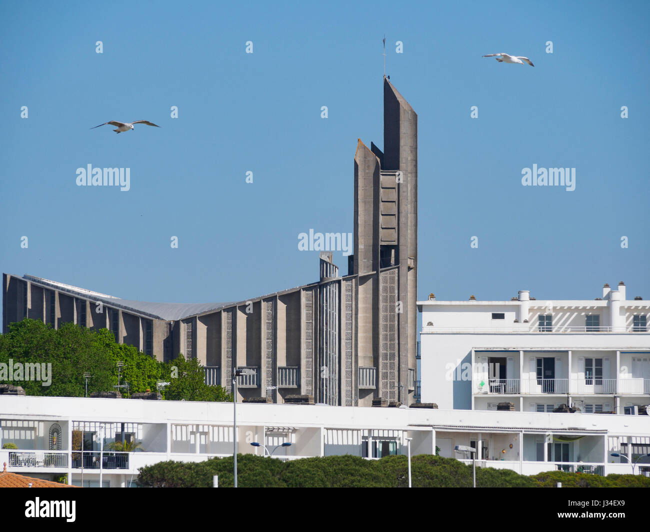 The church Notre Dame de Royan seen from the south side Stock Photo - Alamy