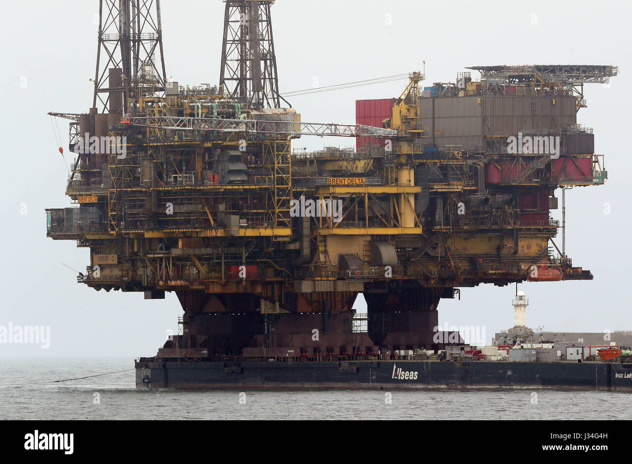 The Shell Brent Delta platform is brought to Able UK shipyard in ...