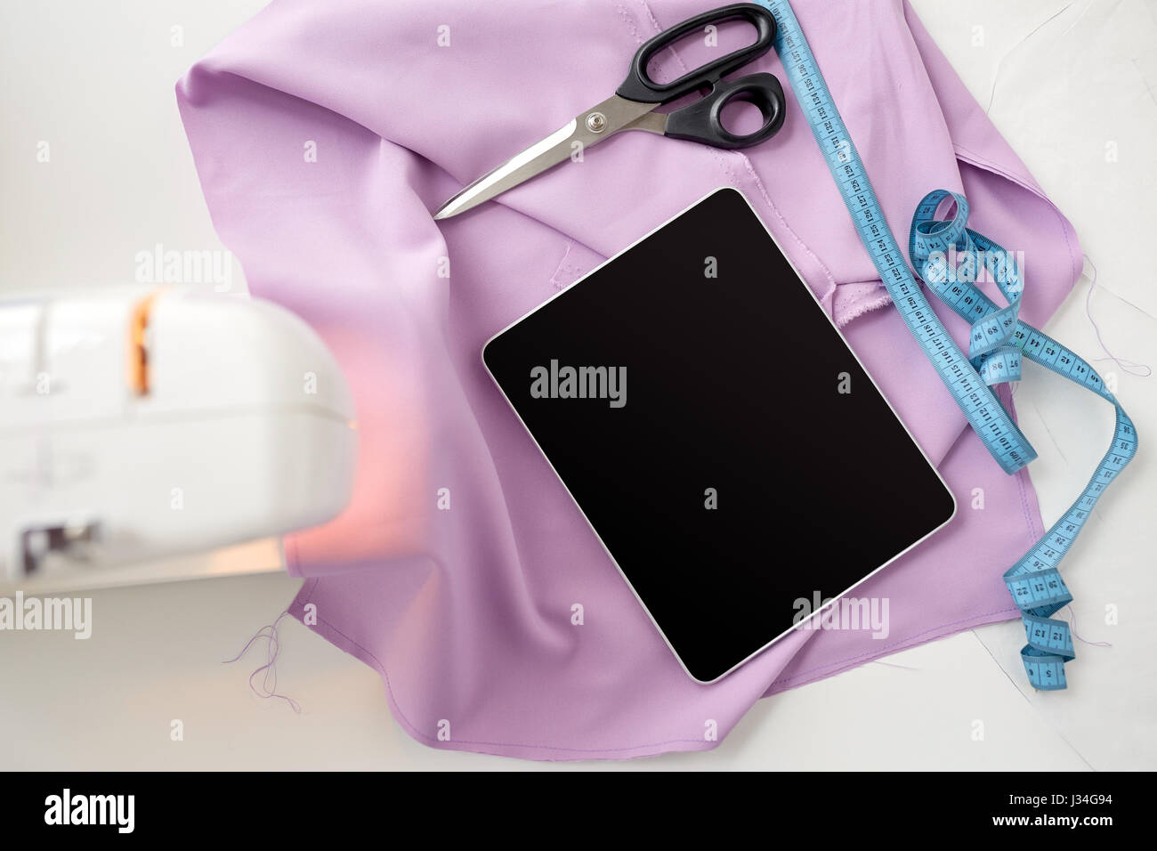 Sewing cloth ruler hi-res stock photography and images - Alamy