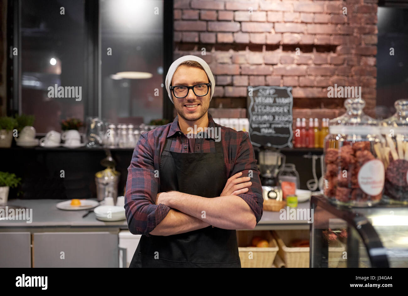 Seller man hi-res stock photography and images - Alamy