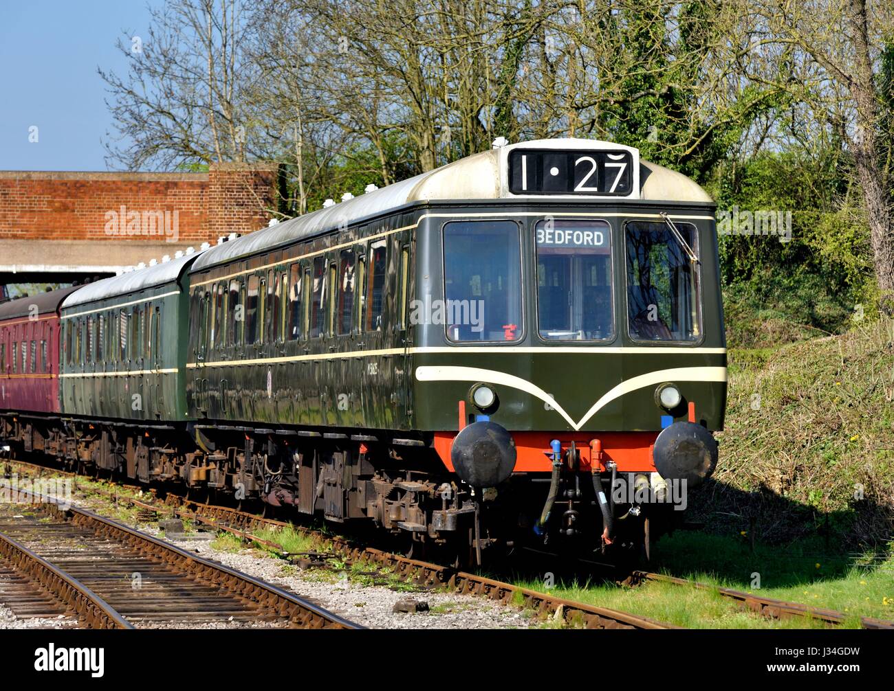 DMU Class 127 M 51625 at Butterley Station Midland Railway Centre ...