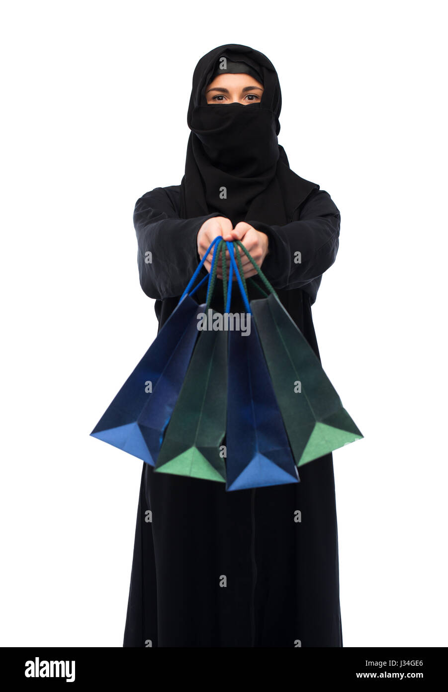 Hijab niqab shopping hi-res stock photography and images - Alamy