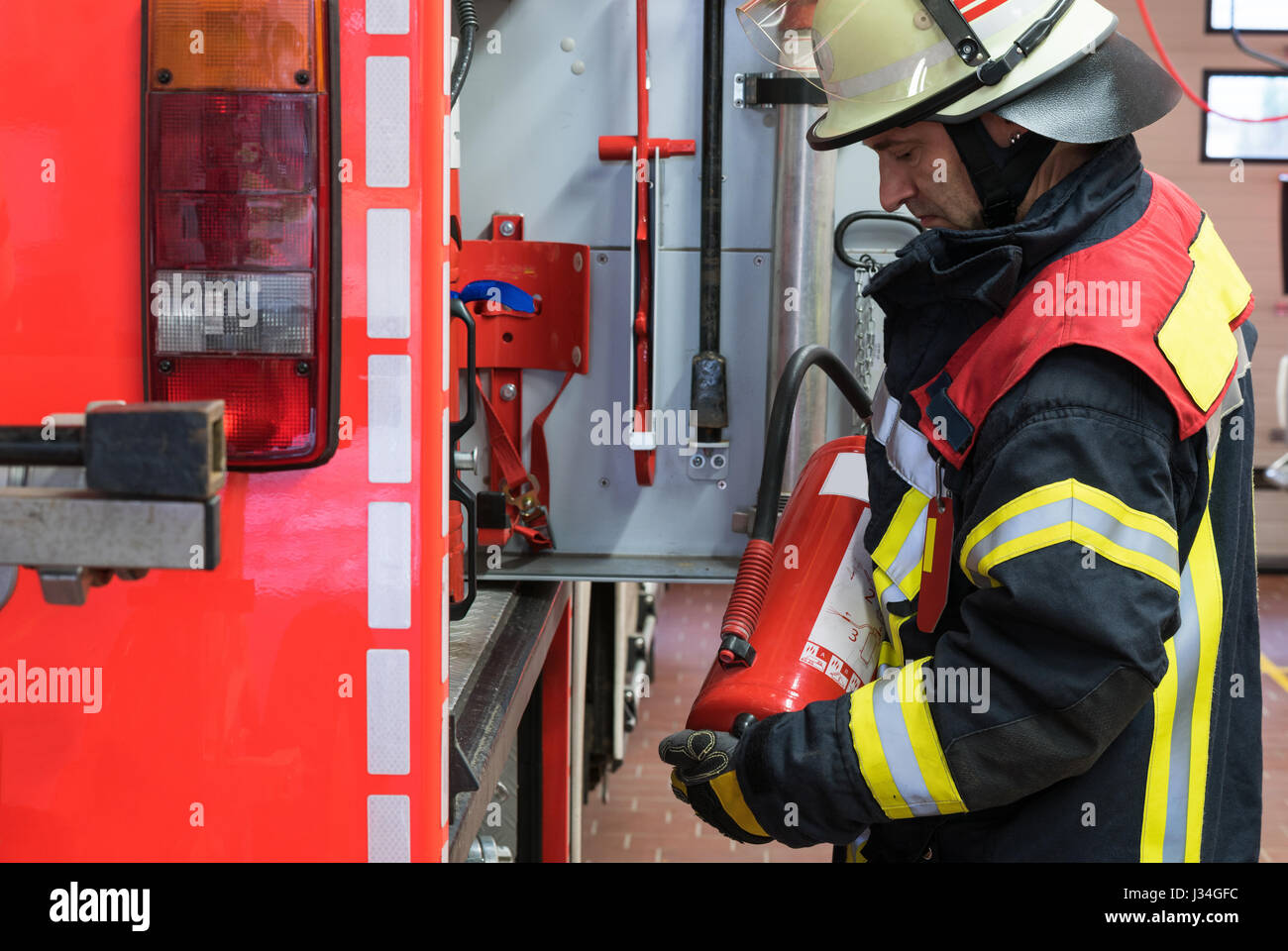 Firefighter fire hi-res stock photography and images - Alamy