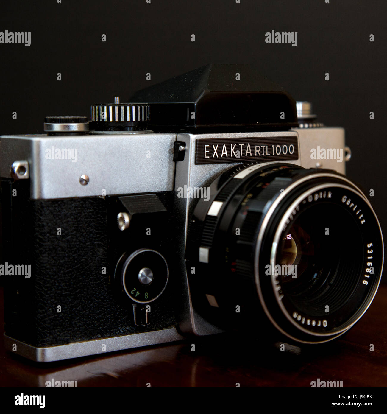 Exacta RTL 1000 Vintage Camera Retro Stock Photo - Alamy