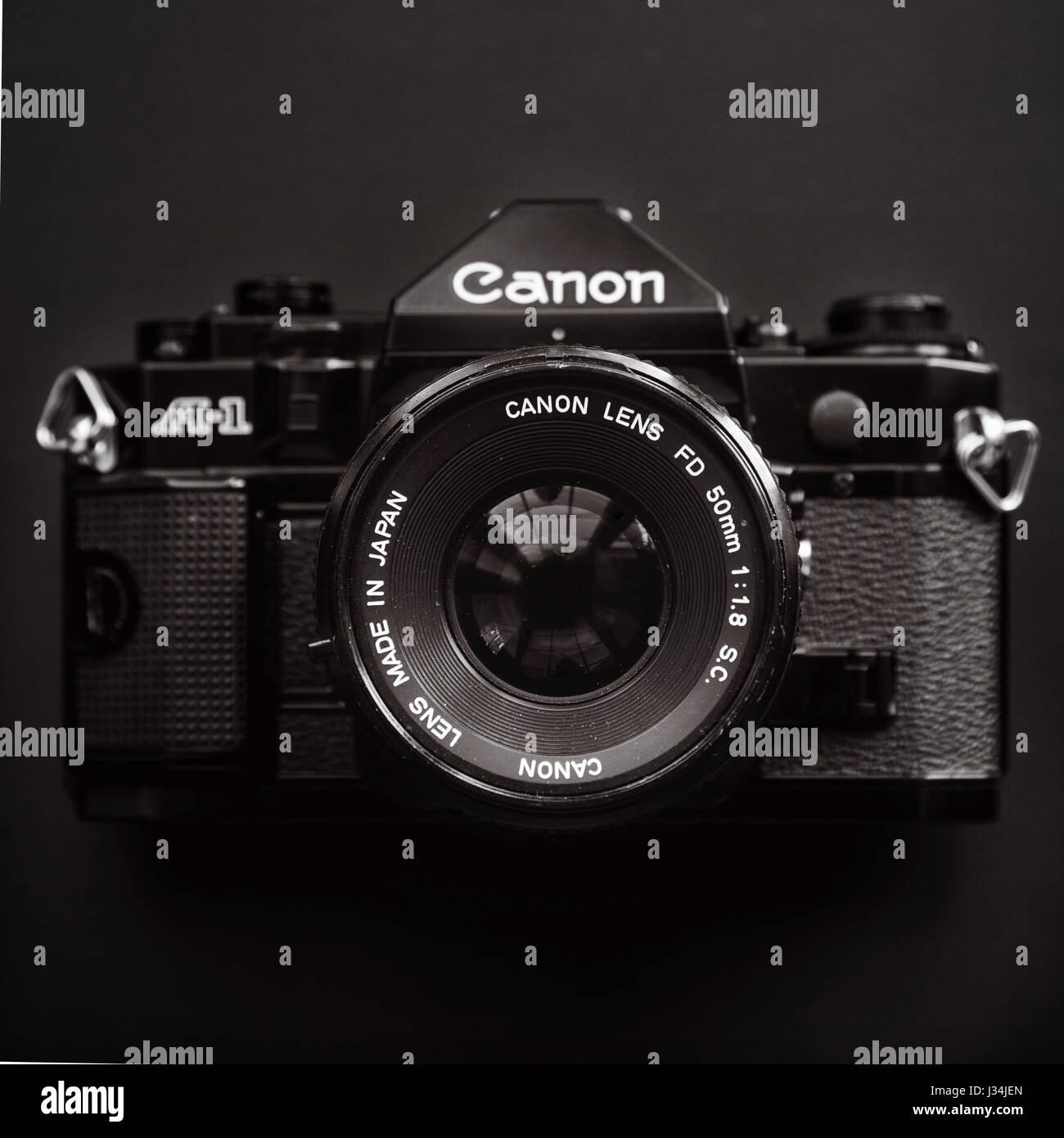 Vintage camera lens hi-res stock photography and images - Alamy