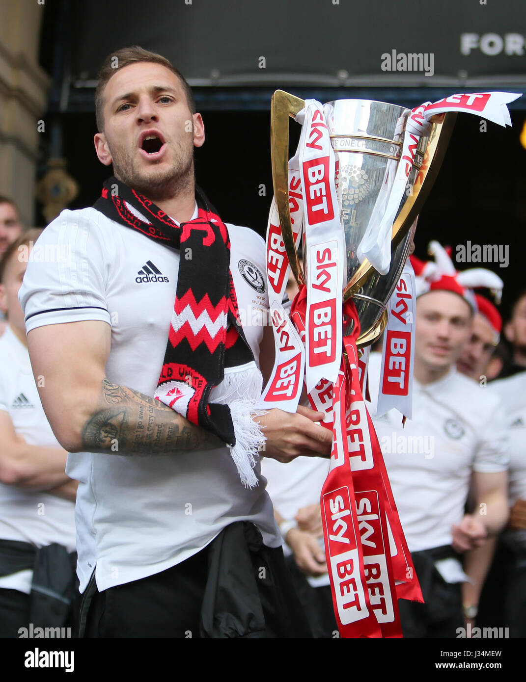 Sheffield united captain billy sharp hi-res stock photography and ...