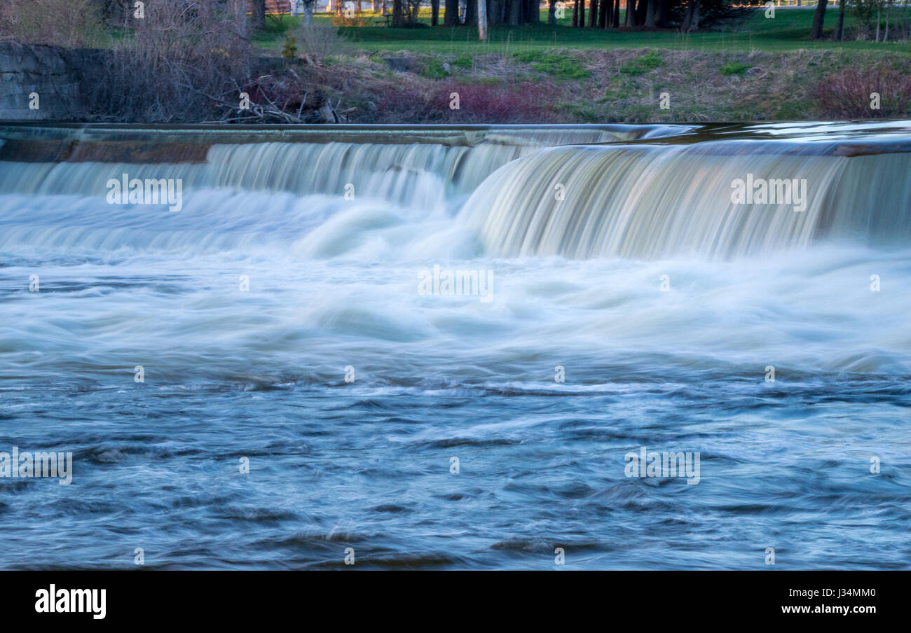 Water texture waterfall dam hi-res stock photography and images - Alamy