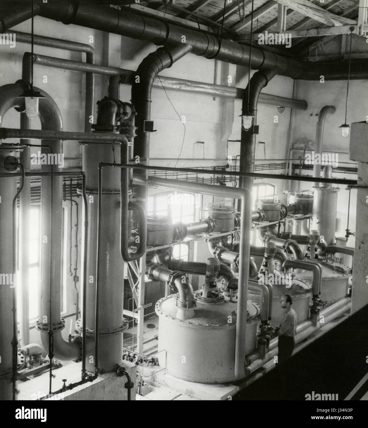 Factory 1960 hi-res stock photography and images - Alamy