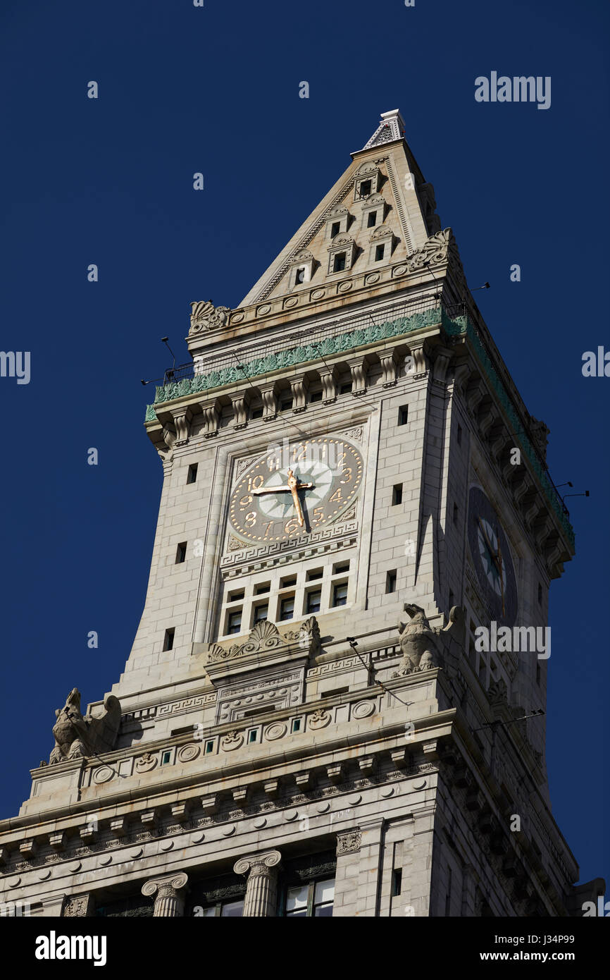 Clock tower, The Custom House Tower skyscraper McKinley Square ...
