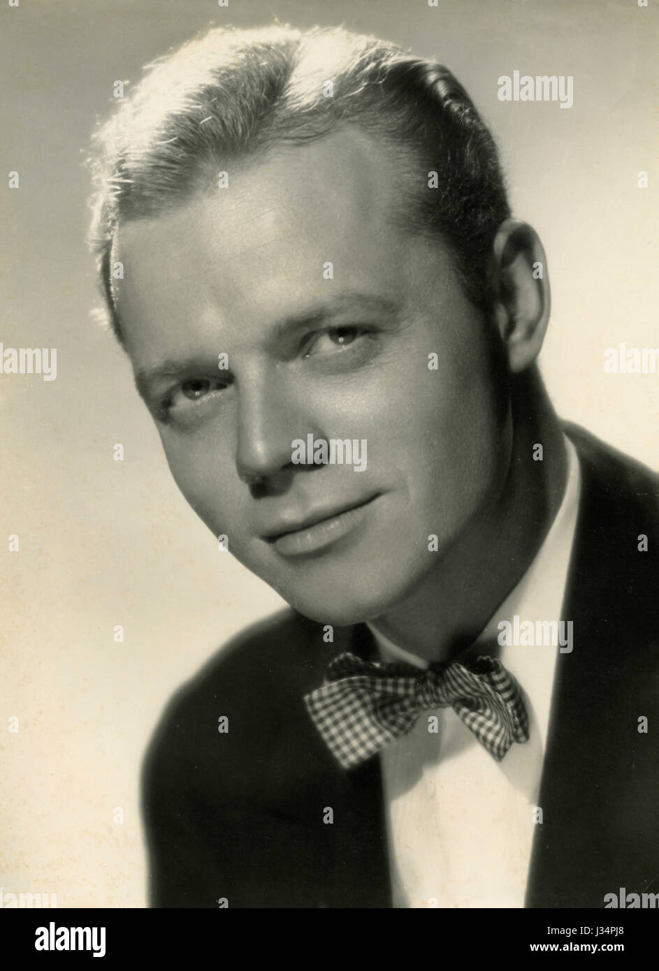 1940s man hi-res stock photography and images - Alamy