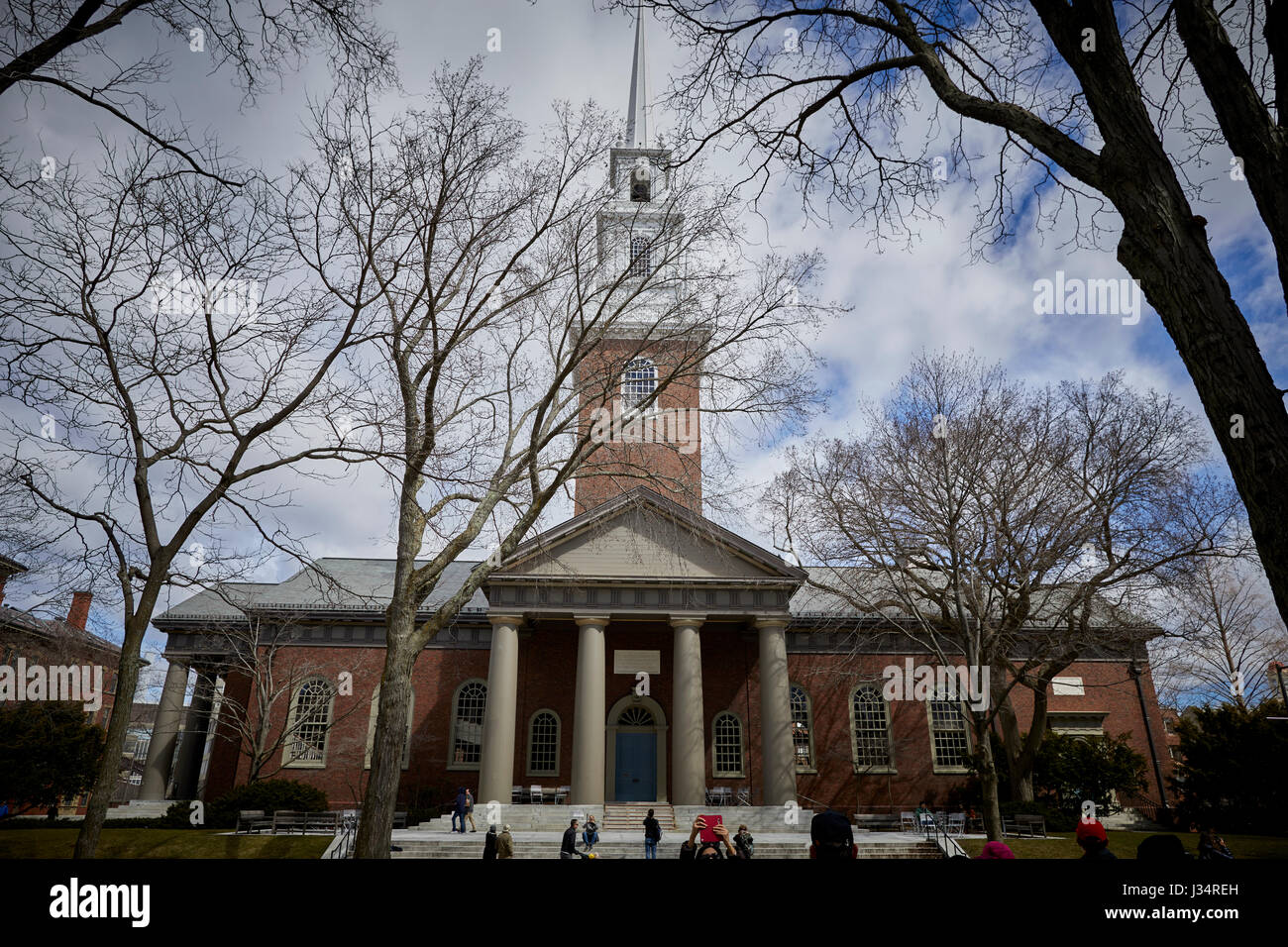 Memorial Church in Harvard Yard , Harvard University building ...