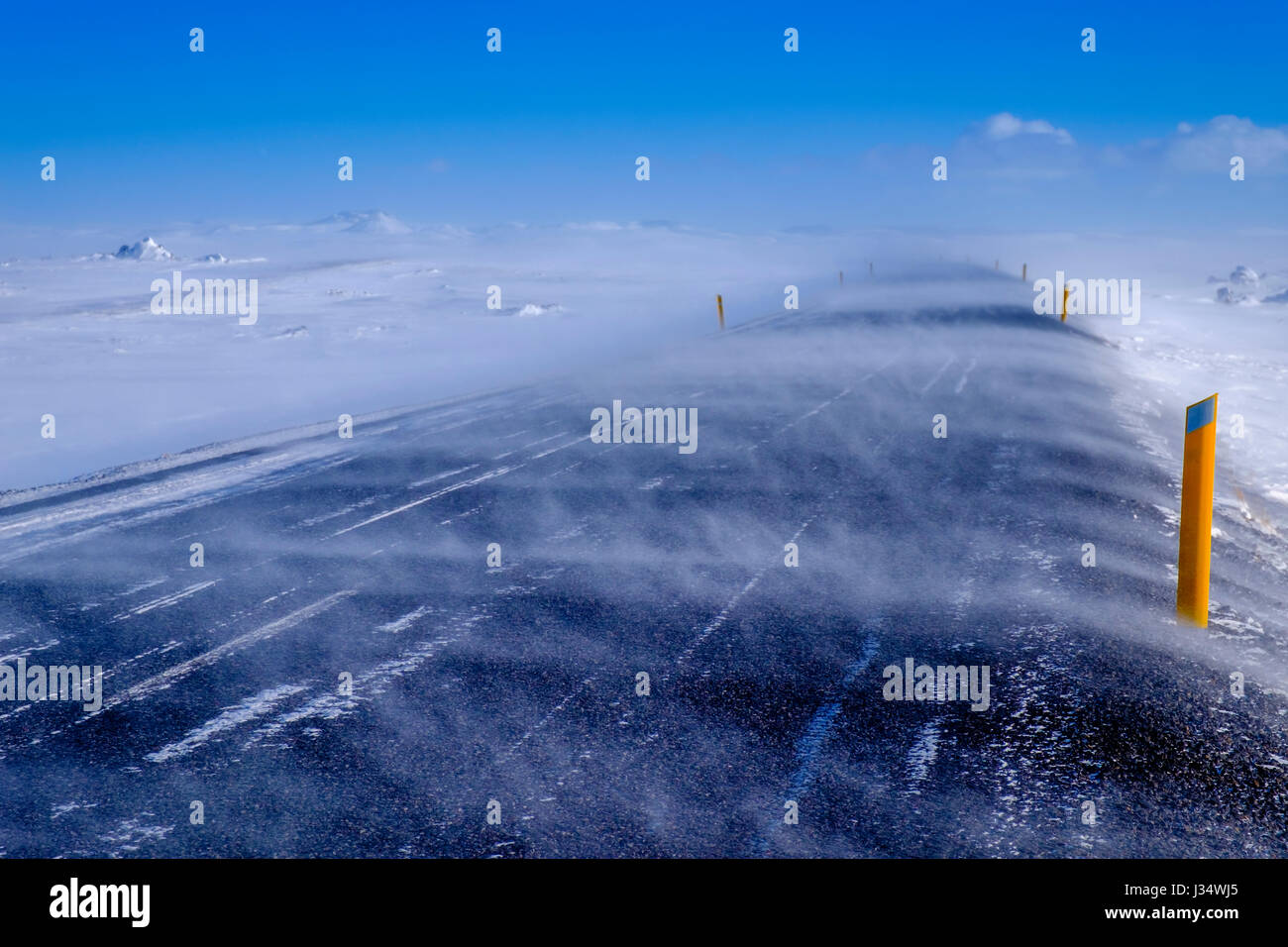 March winds hi-res stock photography and images - Alamy