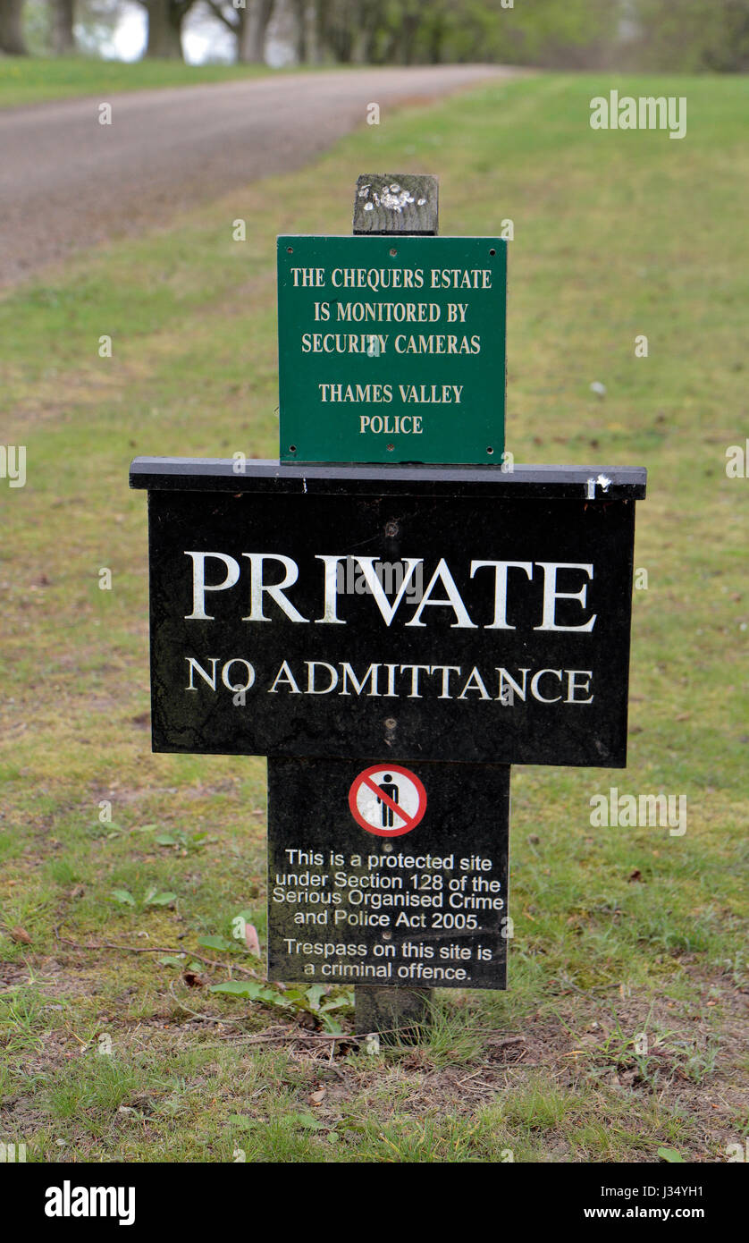 Chequers buckinghamshire hi-res stock photography and images - Alamy