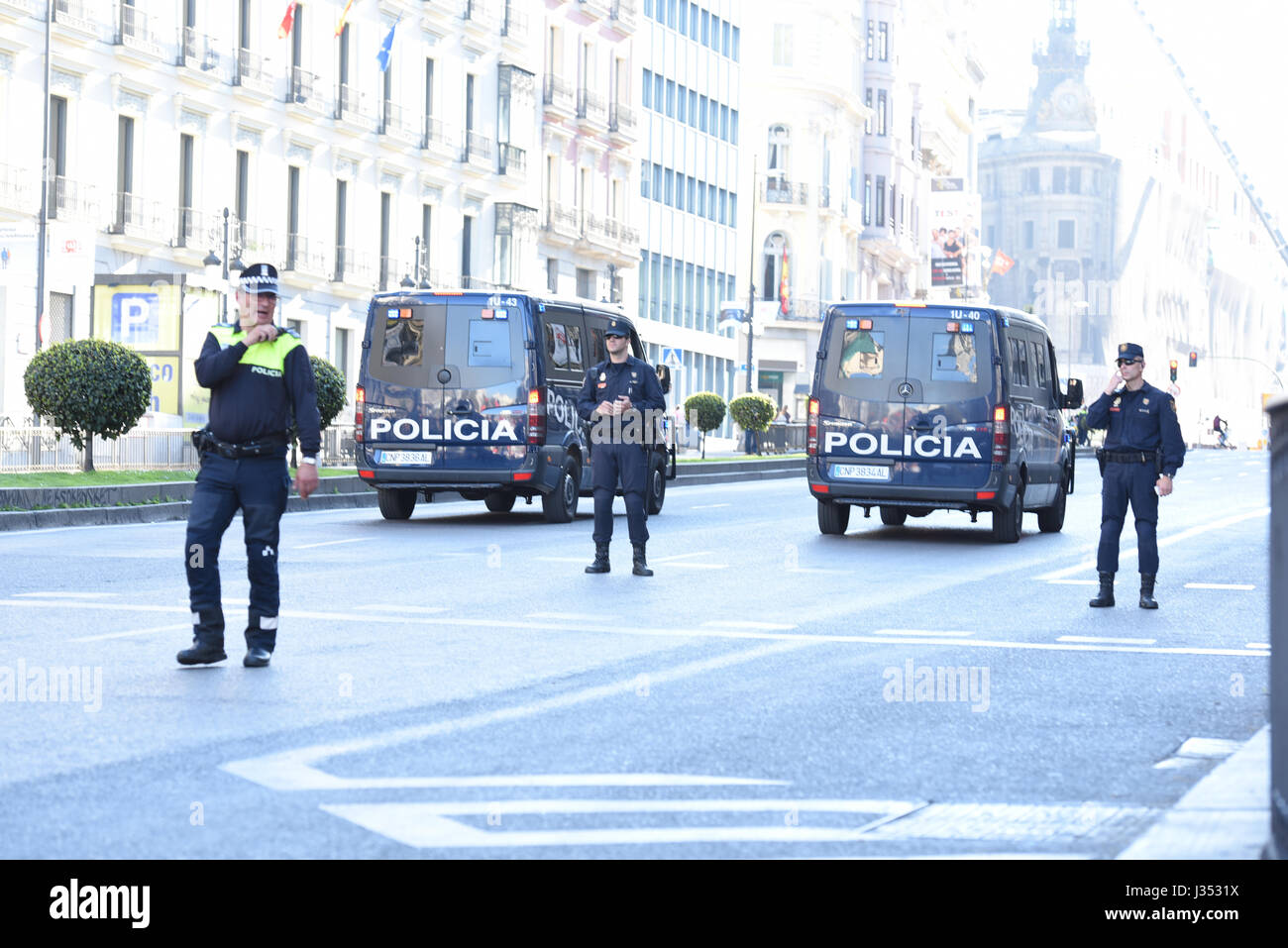 Police in streets of Madrid in Spain blocking the street Stock Photo ...