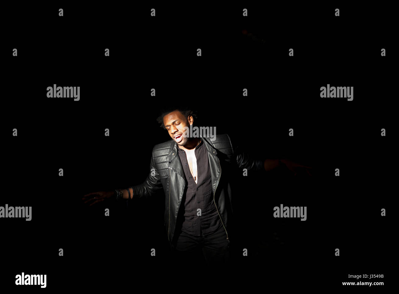 Male Adult Actor High Resolution Stock Photography and Images - Alamy