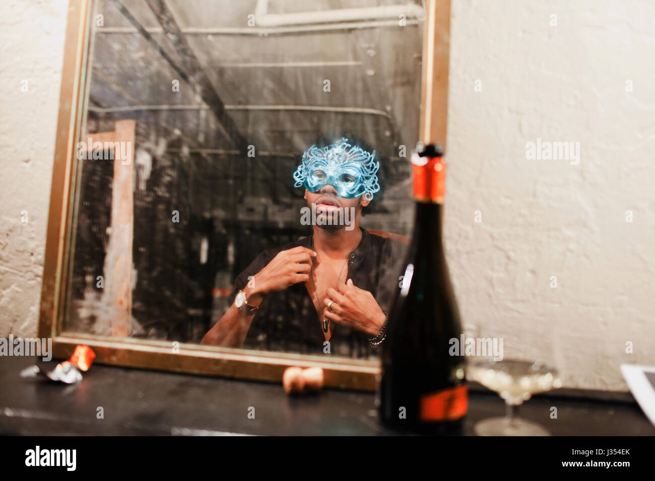 Young actor preparing backstage at a theater Stock Photo - Alamy