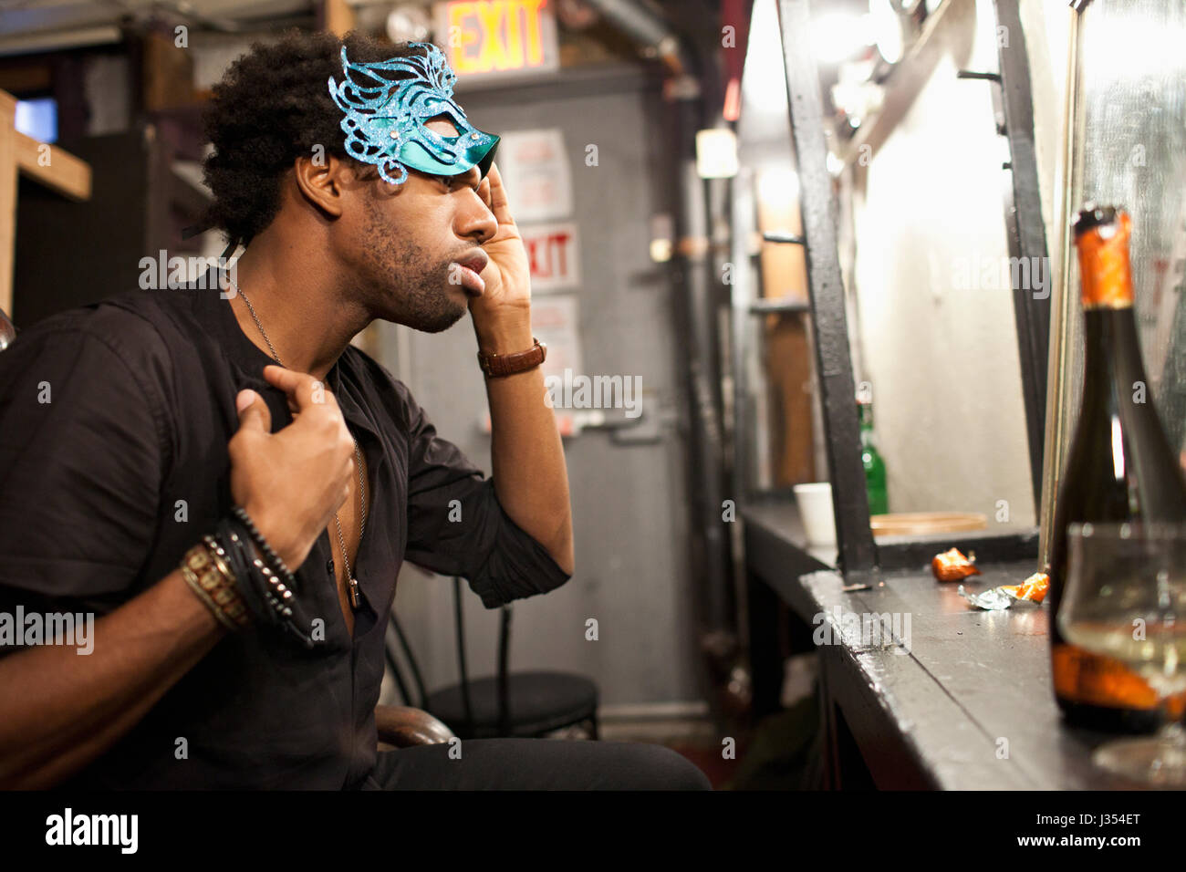 Young actor preparing backstage at a theater Stock Photo - Alamy