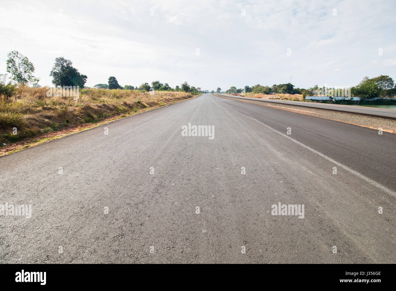 Line striping hi-res stock photography and images - Alamy