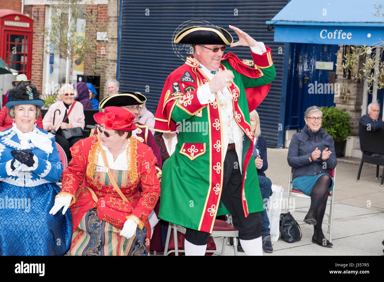 Town crier kevin knapp sturminster newton hi-res stock photography and ...
