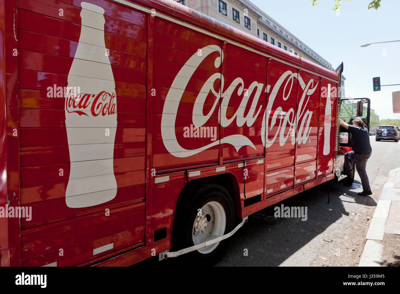 Coca cola delivery truck hi-res stock photography and images - Alamy