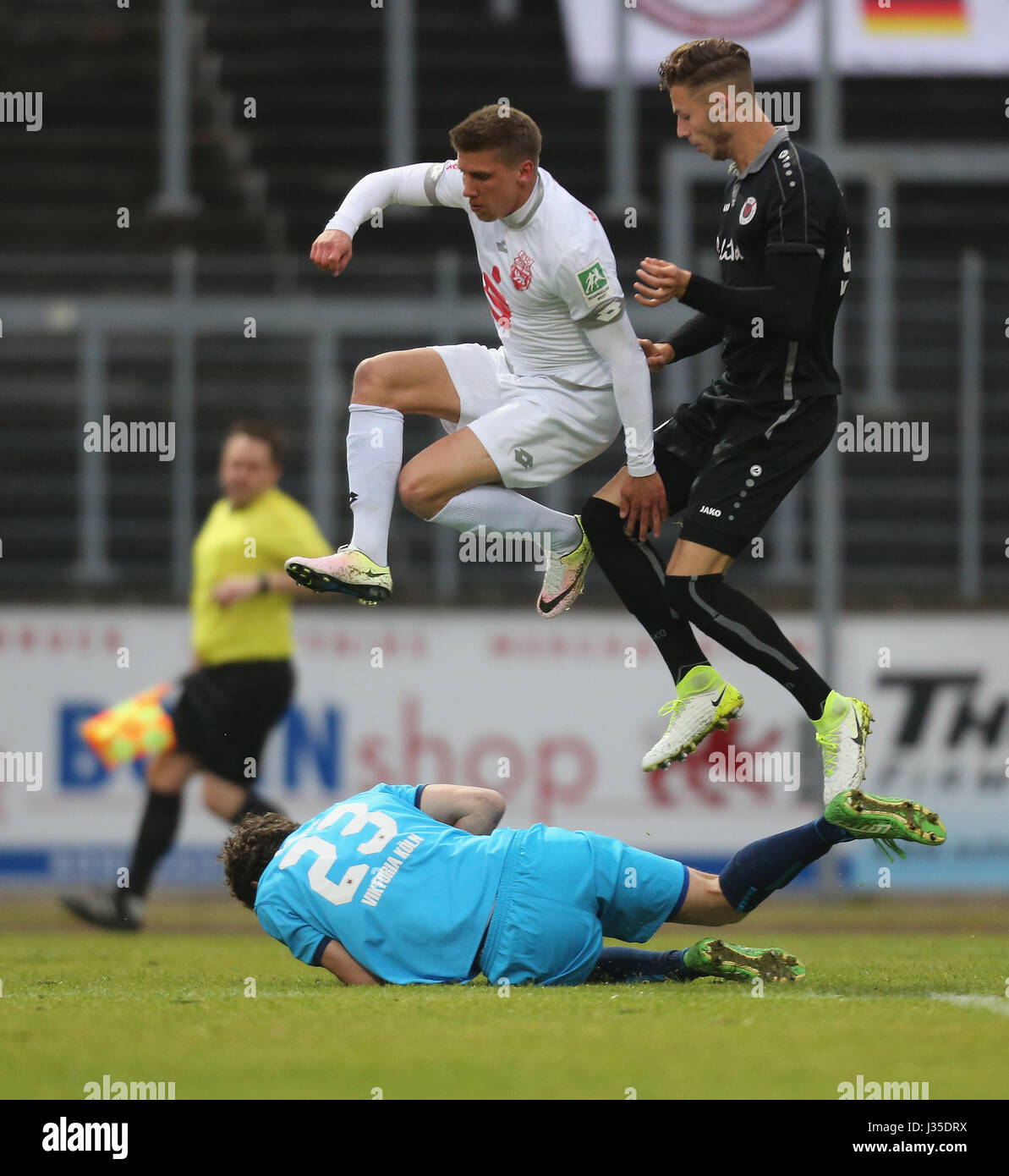 Bonn, Germany. 2nd May, 2017. football Mittelrhein Cup, Bonner SC vs ...
