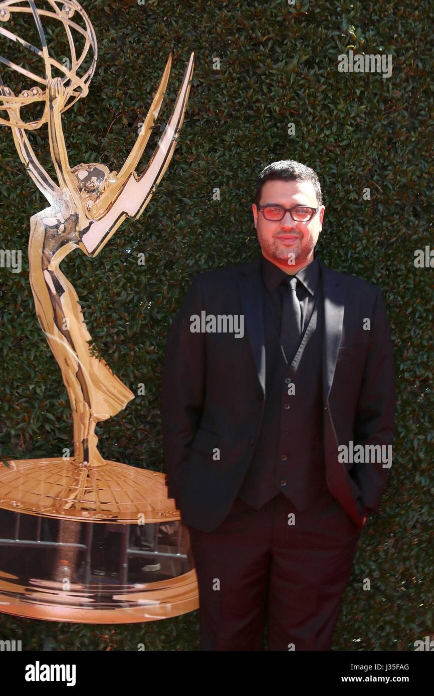 44th annual daytime emmy awards arrivals 2 hi-res stock photography and ...