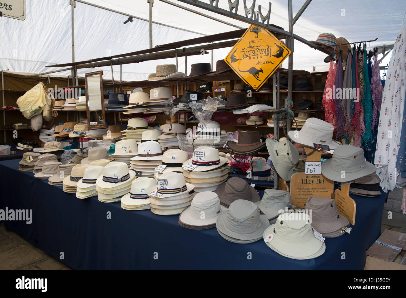 Oakham, UK. 3rd May, 2017. Blue skies over Oakham on Market Day in the ...