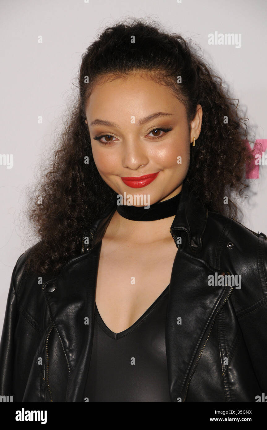 Kayla young hi-res stock photography and images - Alamy