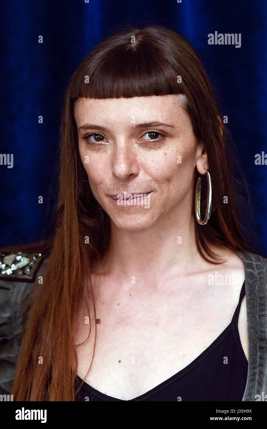 Eva grieco hi-res stock photography and images - Alamy