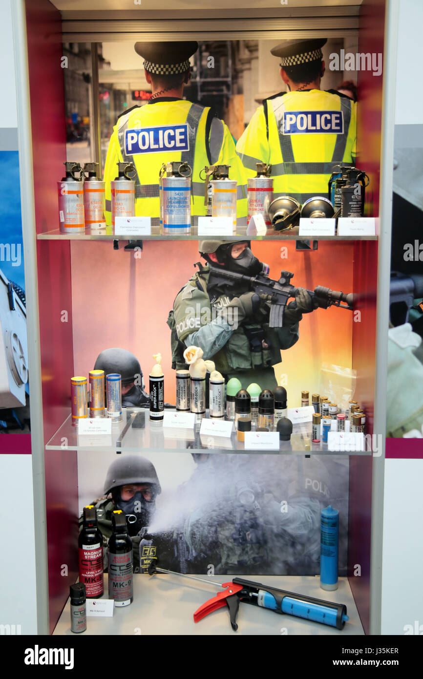 World counter terror expo hi-res stock photography and images - Alamy