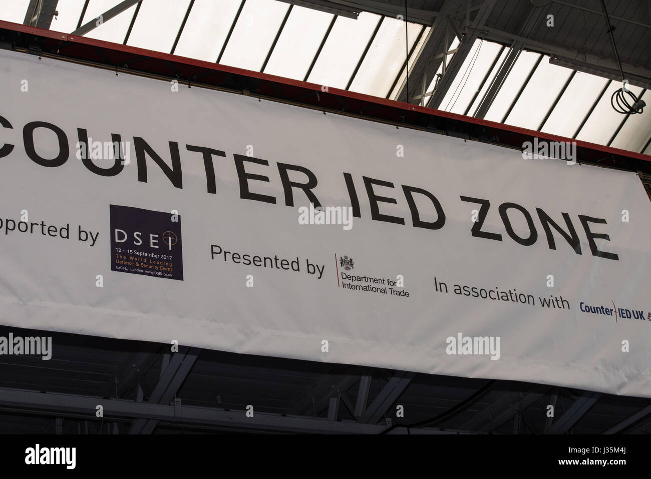 Counter ied hi-res stock photography and images - Alamy