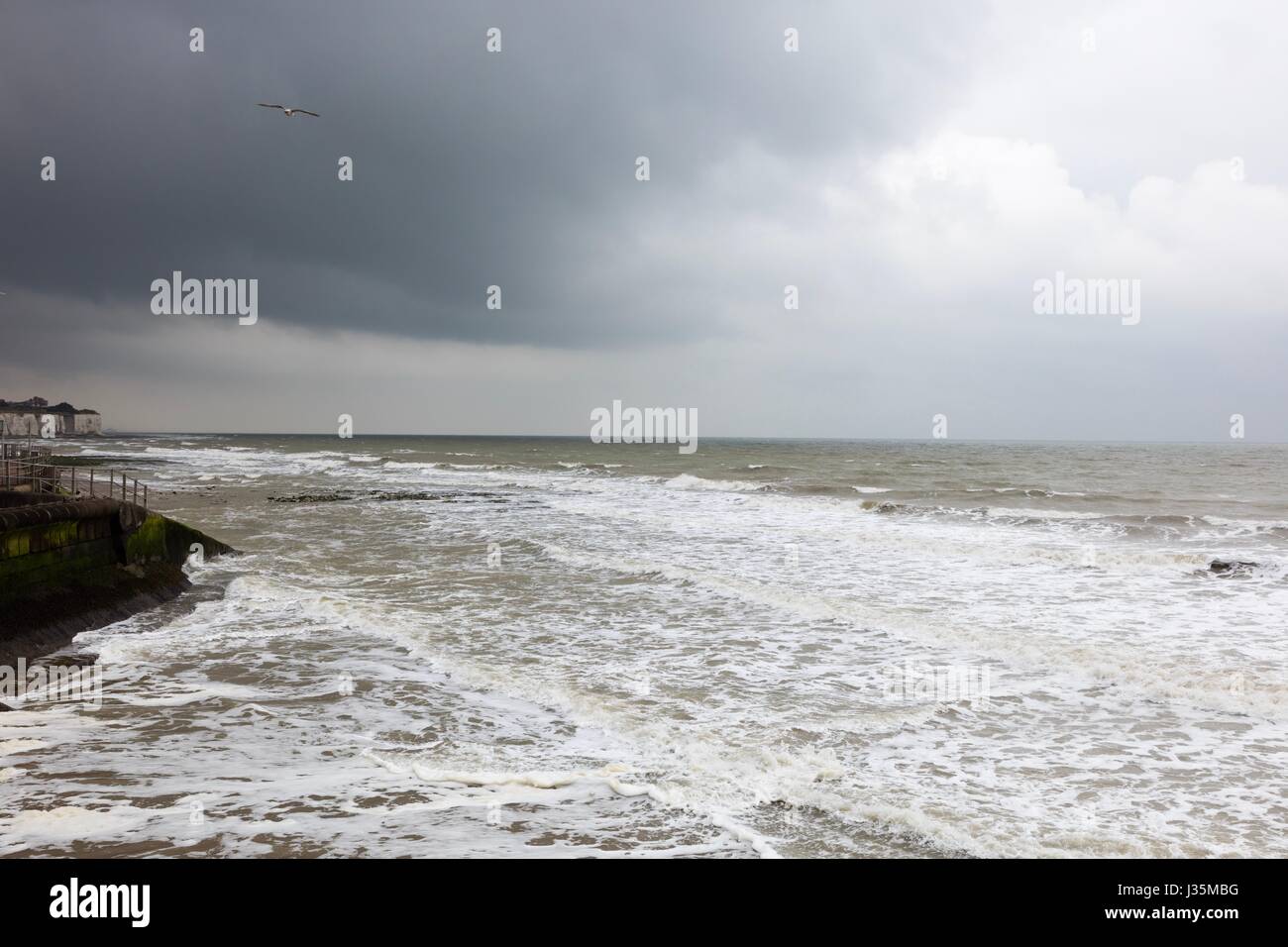 Broadstairs, Kent, UK. 3rd May, 2017. A bleak, cold, windy and wet day ...
