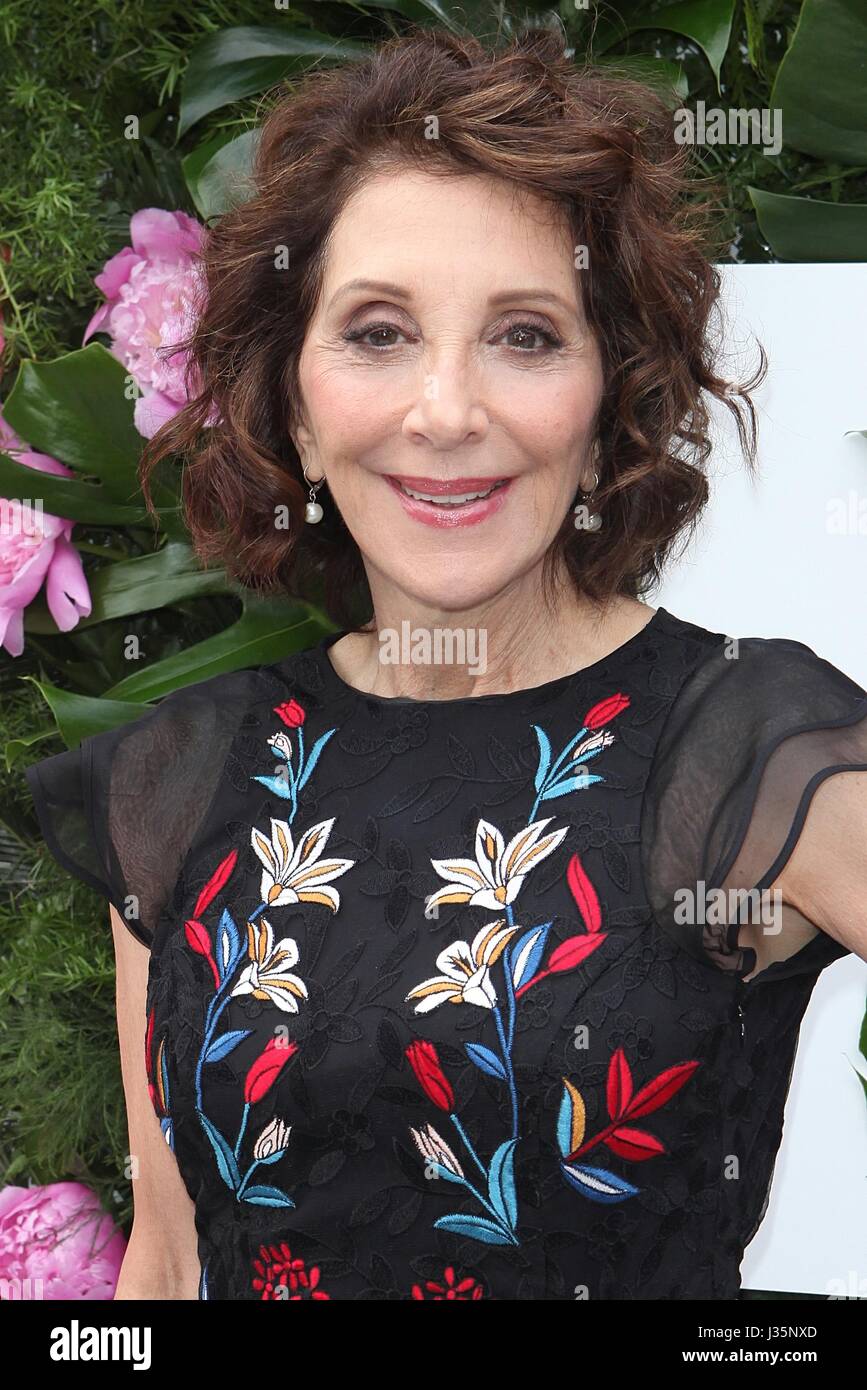 New York, NY, USA. 3rd May, 2017. Andrea Martin at Hulu's 2017 Upfront ...