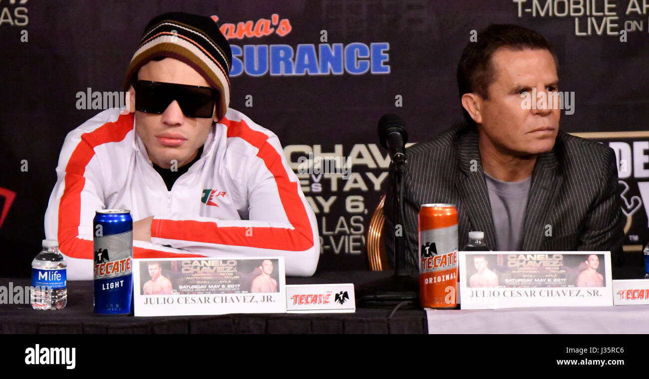 Las Vegas NV, USA. 3rd May, 2017. (L-R) Mexico's Julio Cesar Chavez, Jr ...